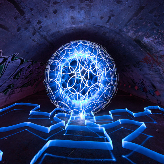 Plexy Tube White - Light Painting Paradise